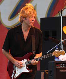 Jeff Golub was a highly in demand versatile guitar player